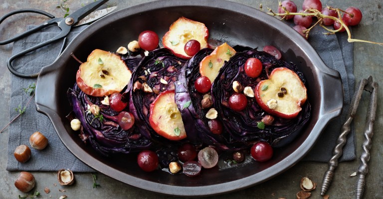 Rode kool steak met appel en warme druivensaus | Love my Salad Rode kool steak met appel en warme druivensaus | Love my Salad